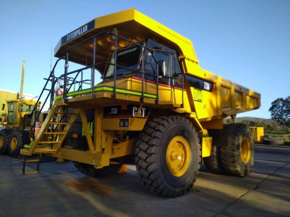 Image Gallery - Yellow Iron Fleet